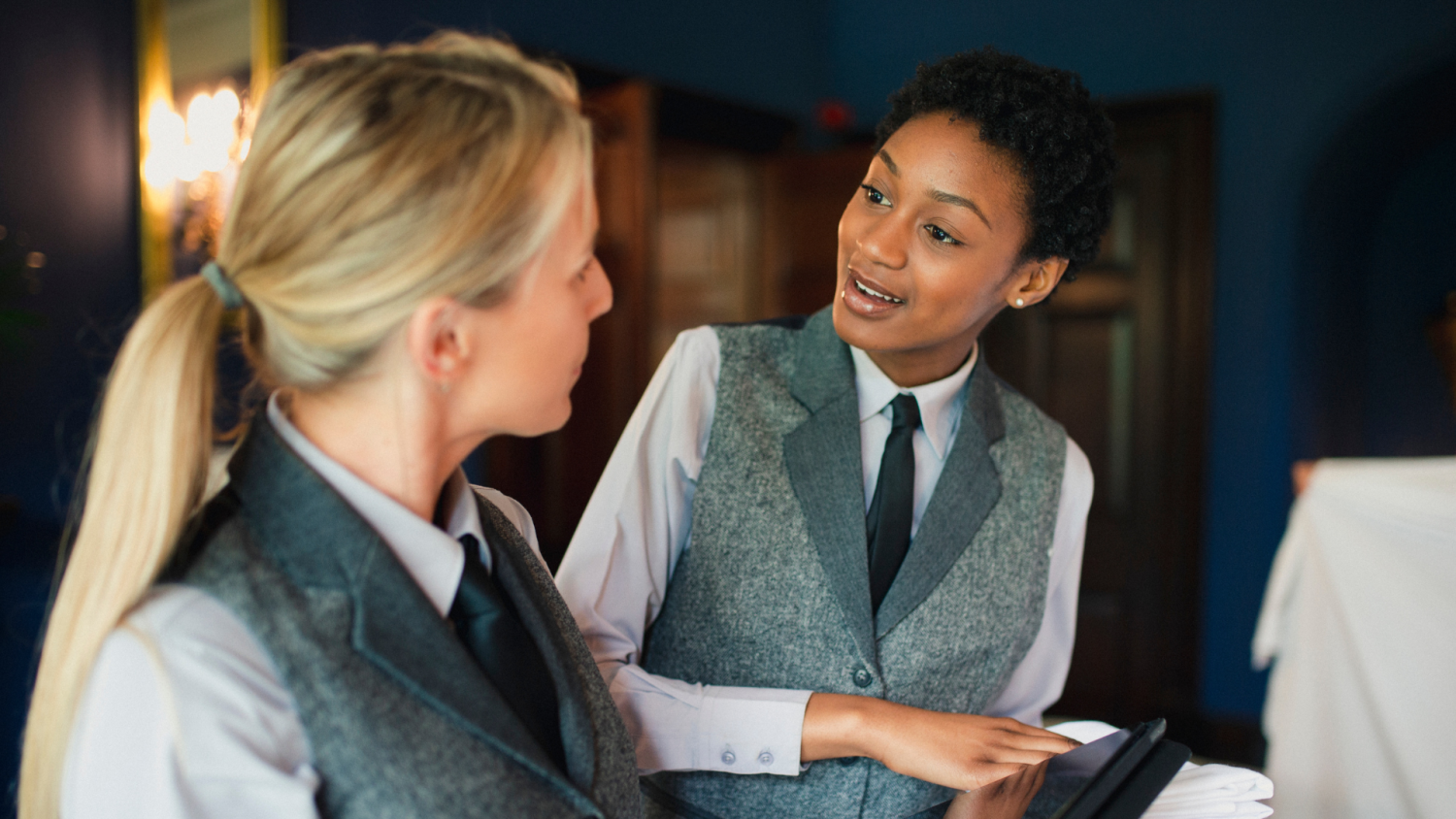 Optimizing Front Desk Operations: Key Methods to Minimize Staff Stress ...